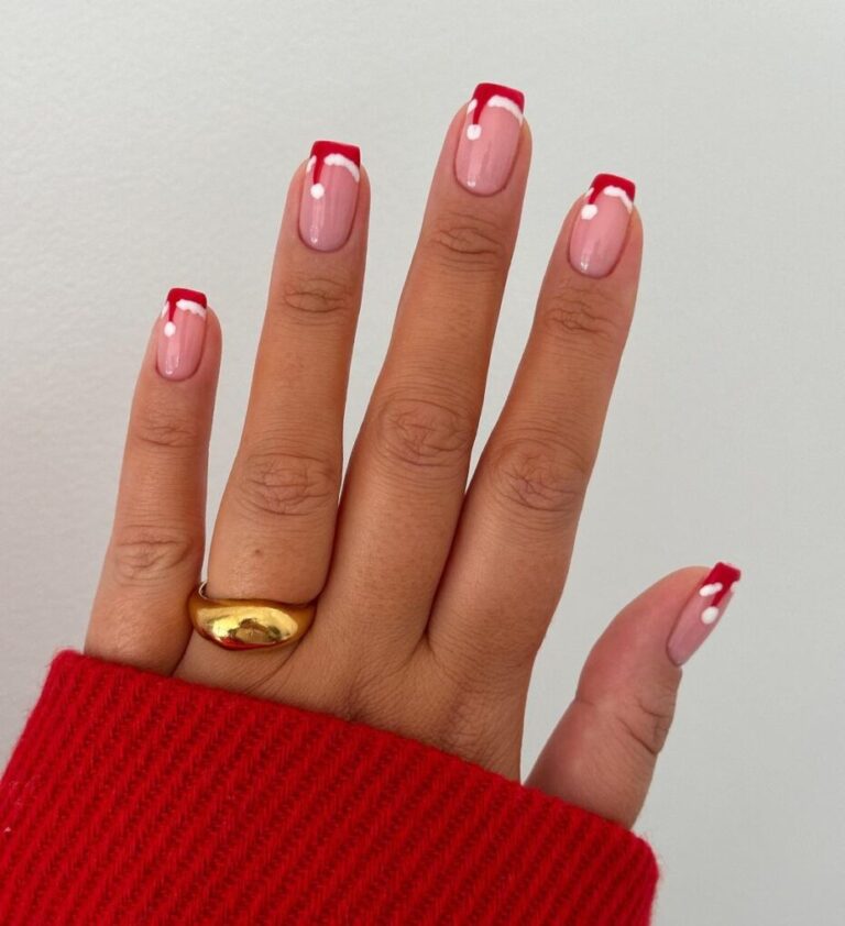25 Adorable Christmas Nail Designs for a Playful Touch: Jingle All the ...