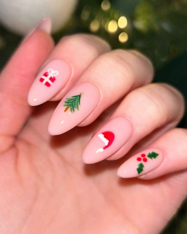 25 Adorable Christmas Nail Designs for a Playful Touch: Jingle All the ...