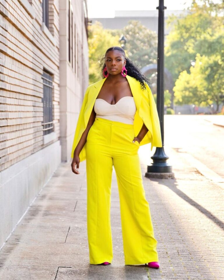 28 Trendy Bar Hopping Outfits That Turn Heads: Sip in Style - 160grams
