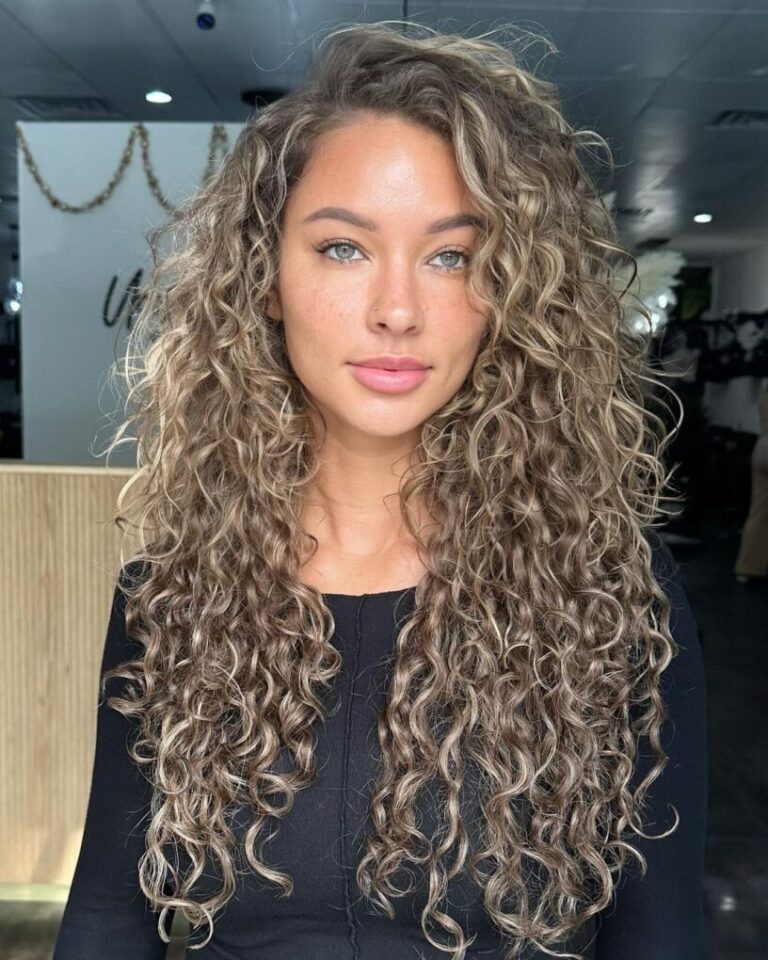 38 Quick and Easy Hairstyles for Natural Curls: Curly Queen Creations ...