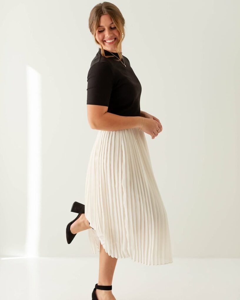 21 Black Shirt Outfit Ideas That Scream Effortless Cool - 160grams
